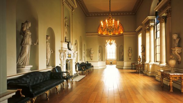 Holkham Hall - Treasure Houses of England