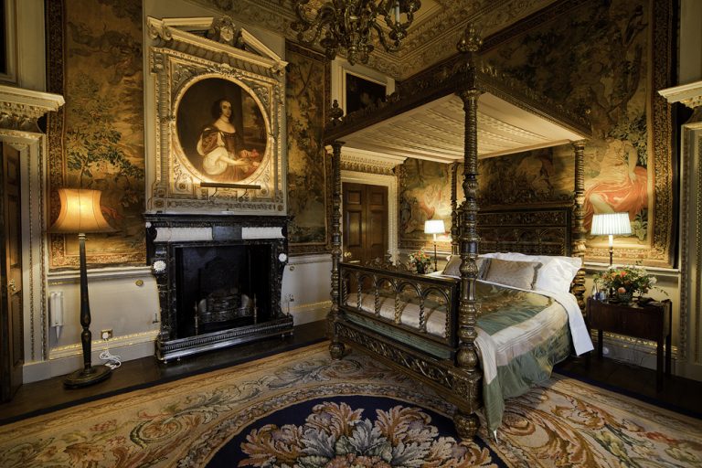 Holkham Hall - Treasure Houses of England