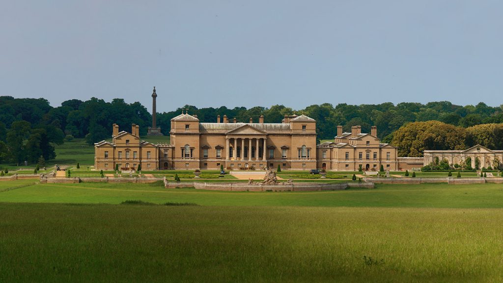 Treasure Houses of England - Explore ten of the most magnificent ...